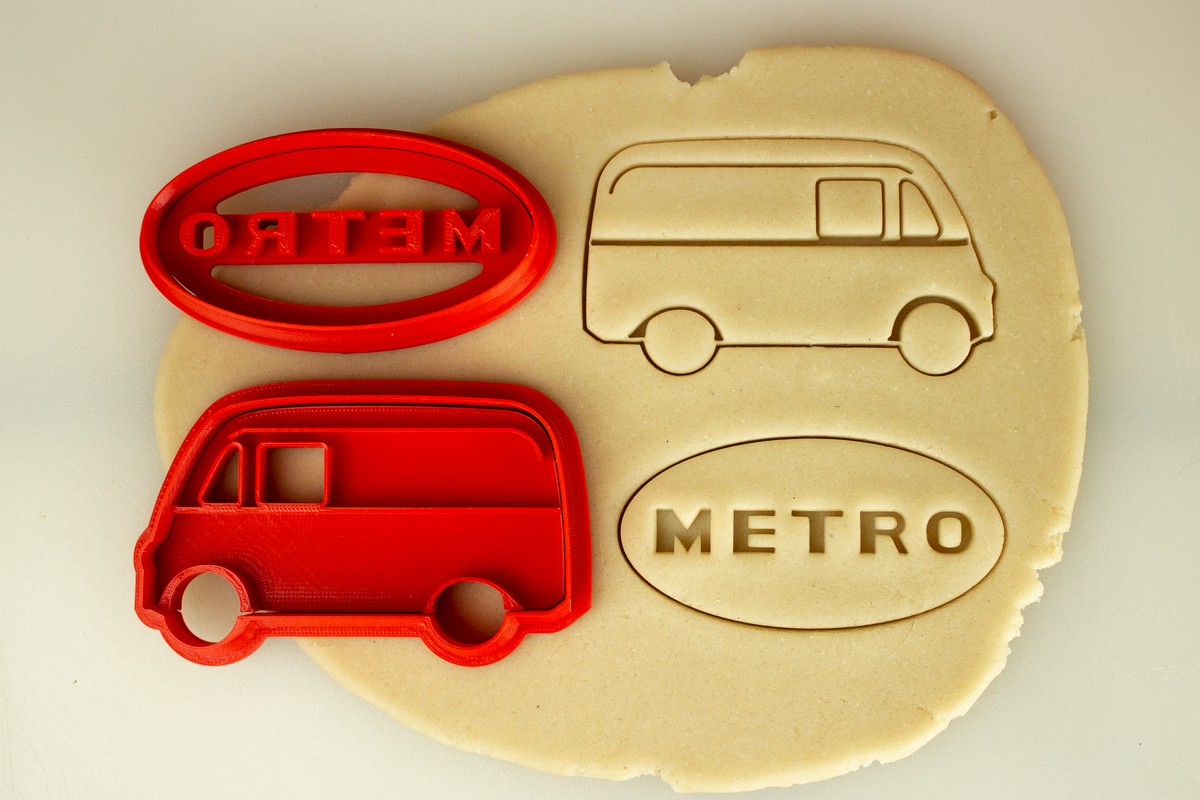International Harvester Metro Van Cookie Cutter Set – CarCookieCutters.com