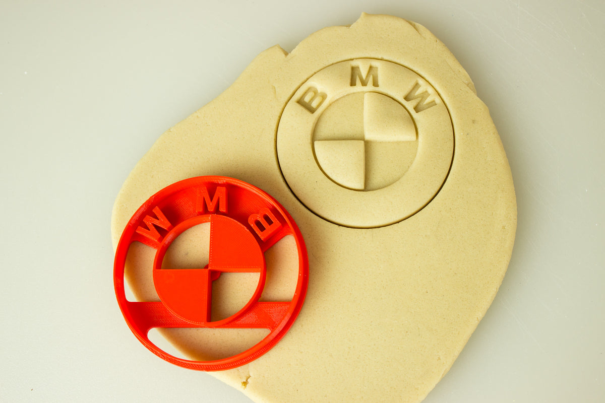 BMW e30 iS Cookie Cutter and Roundel Cookie Cutter Set ...
